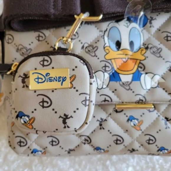 Disney | Bags | Donald Duck Crossbody Bag | Poshmark